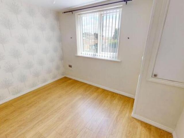 2 bedroom ground floor flat for sale in Stone Pillar Court, Bucknall Old Road, Northwood, ST1