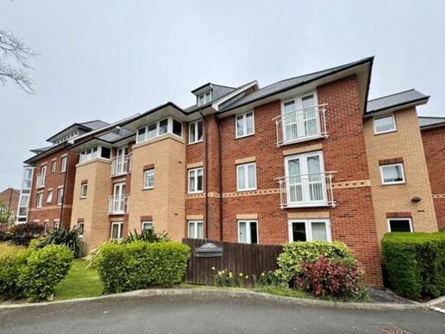 2 Bedroom Ground Floor Flat For Sale In Sunderland, Tyne And Wear