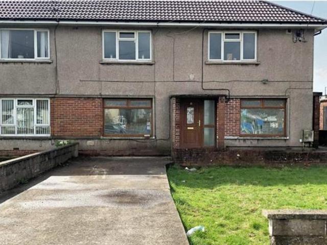 2 Bedroom Ground Floor Flat For Sale In Pyle