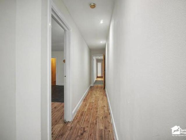 2 bedroom ground floor flat for sale in Queen Street, Portsmouth, Hampshire, PO1