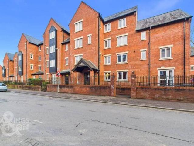 2 bedroom ground floor flat for sale in Riverway Court, Recorder Road, Norwich, NR1
