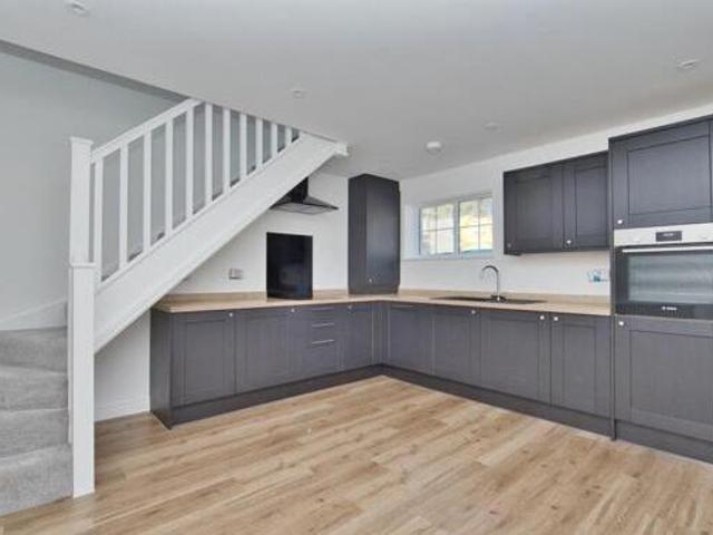 2 Bedroom Ground Floor Flat For Sale In River