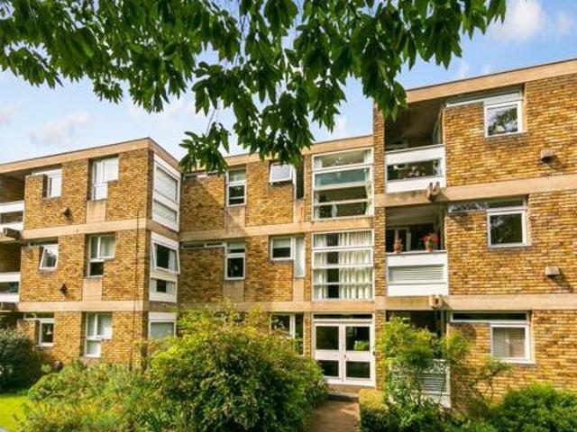 2 Bedroom Ground Floor Flat For Sale In Richmond