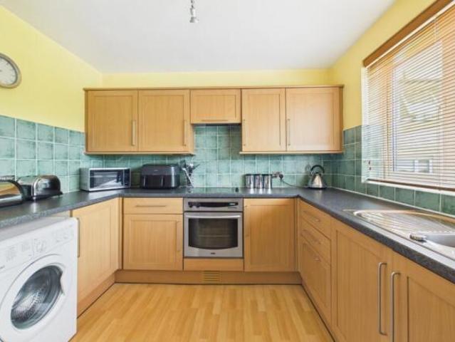 2 bedroom ground floor flat for sale in Ryecroft Court, Ryecroft Glen Road, Dore, S17 3NG, S17