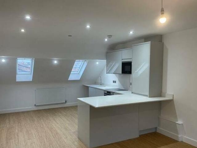 2 bedroom ground floor flat for sale in Wood Street CH47