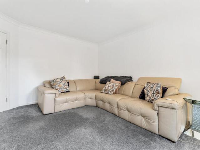 2 bedroom ground floor flat for sale in Woodneuk Road, Gartcosh, North Lanarkshire, G69