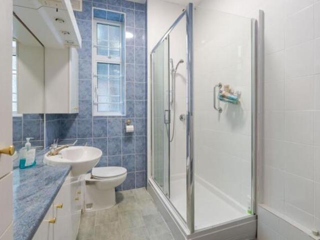 2 bedroom ground floor flat for sale in Woodstock Close, Oxford, OX2