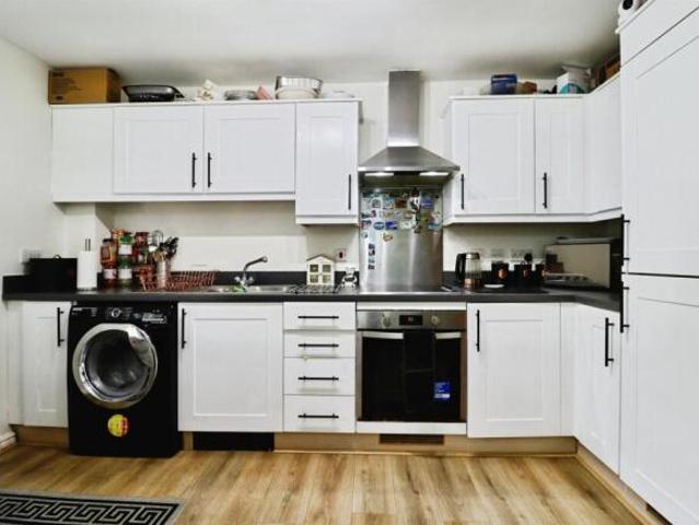 2 bedroom ground floor flat for sale in Wyncliffe Gardens, CARDIFF, CF23