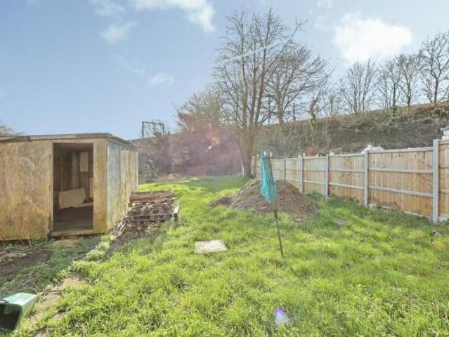 2 bedroom ground floor flat for sale in Theobald Road, NORWICH, NR1
