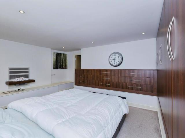 2 Bedroom Ground Floor Flat To Let in Leicester, LE1
