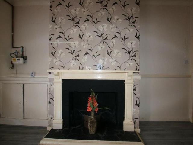 2 bedroom ground floor flat to rent