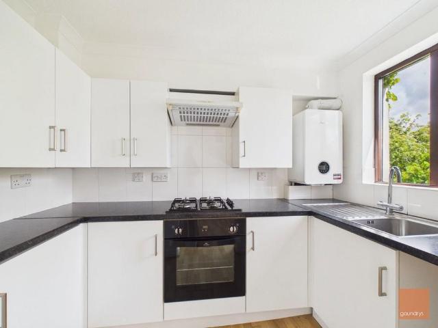 2 bedroom ground floor flat to rent