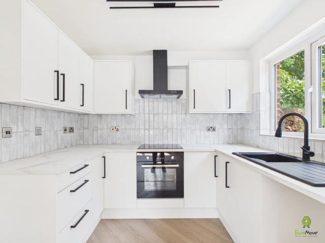 2 bedroom ground floor flat to rent