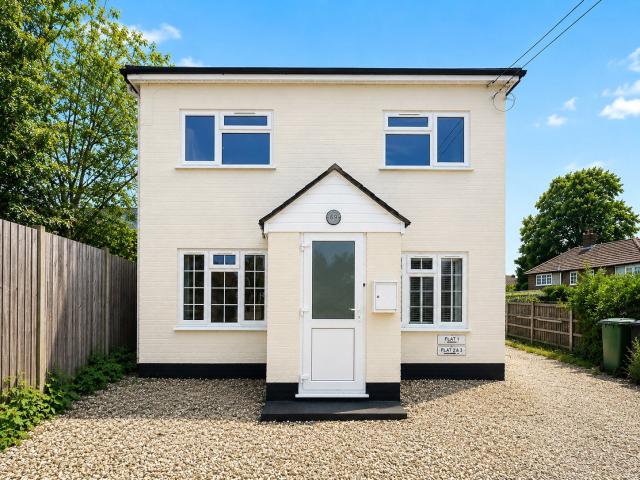 3 bedroom Semi detached house