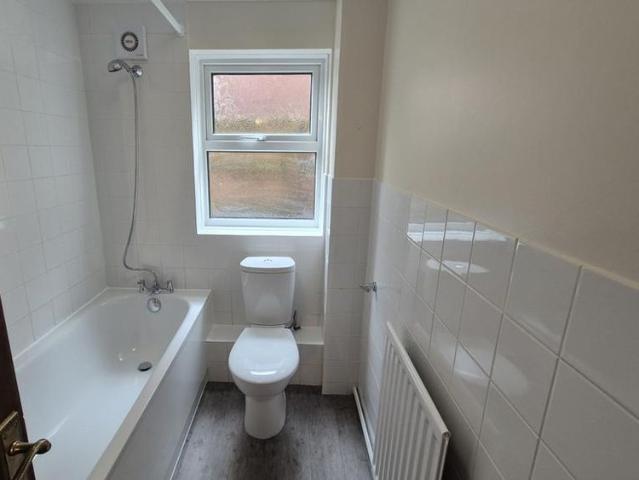 2 bedroom ground floor flat to rent
