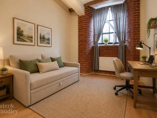 2 bedroom ground floor flat to rent