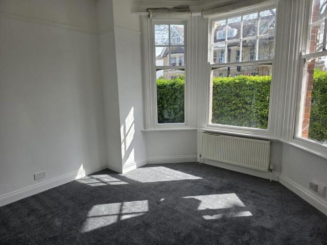 2 bedroom ground floor flat to rent