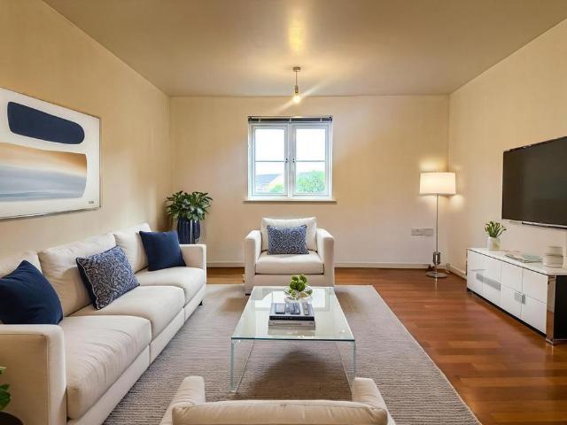 2 bedroom ground floor flat to rent