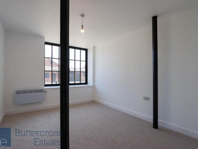 2 bedroom ground floor flat to rent