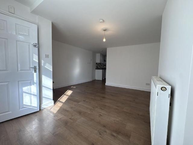 2 bedroom ground floor flat to rent