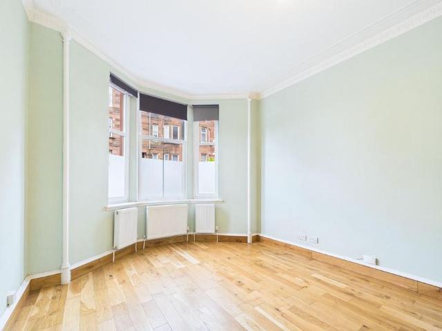 2 bedroom ground floor flat to rent