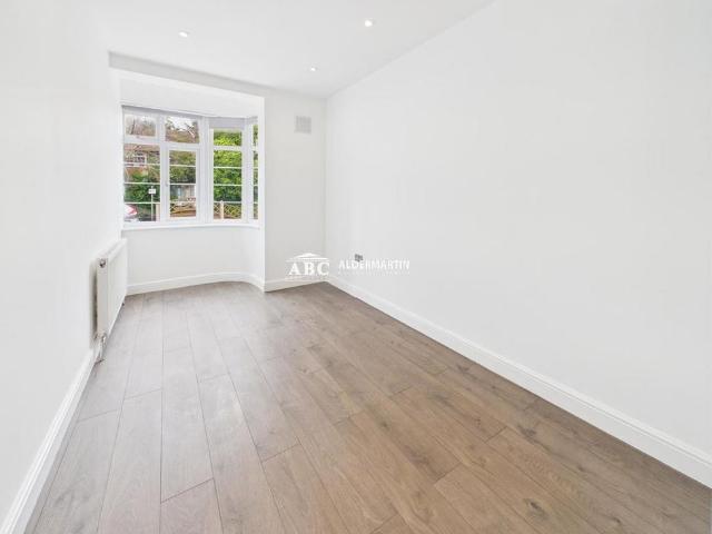 2 bedroom ground floor flat to rent