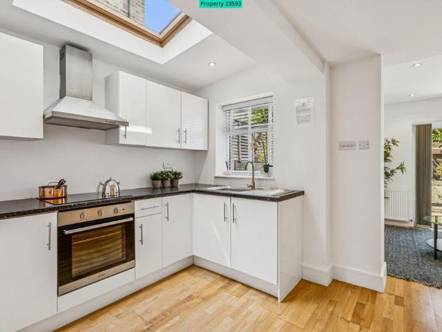 2 bedroom ground floor flat to rent
