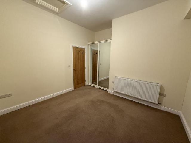 2 bedroom ground floor flat to rent