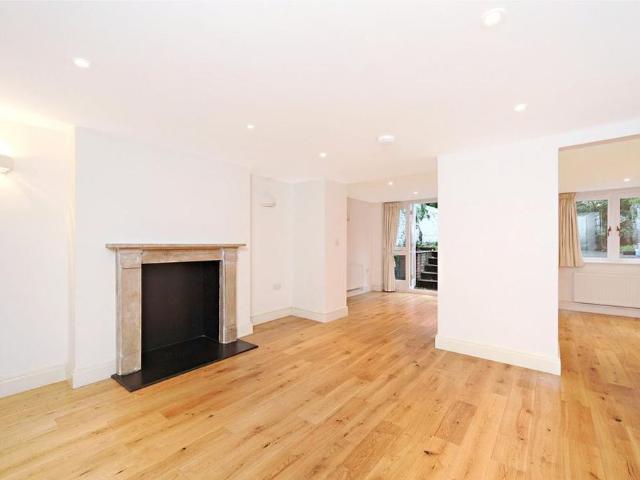 2 bedroom ground floor flat to rent