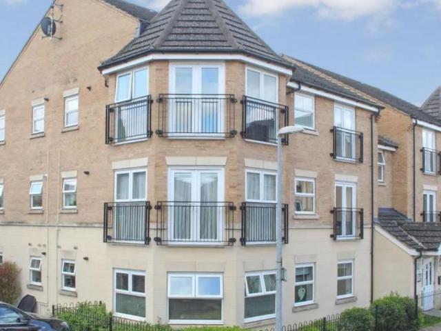 2 bedroom ground floor flat to rent