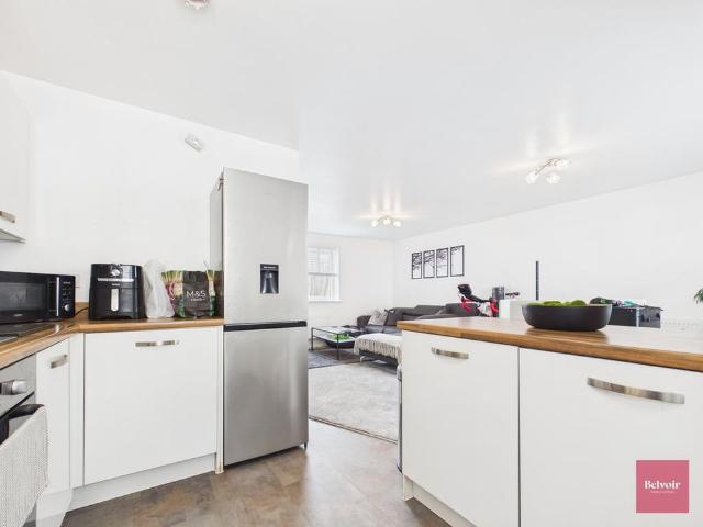 2 bedroom ground floor flat to rent