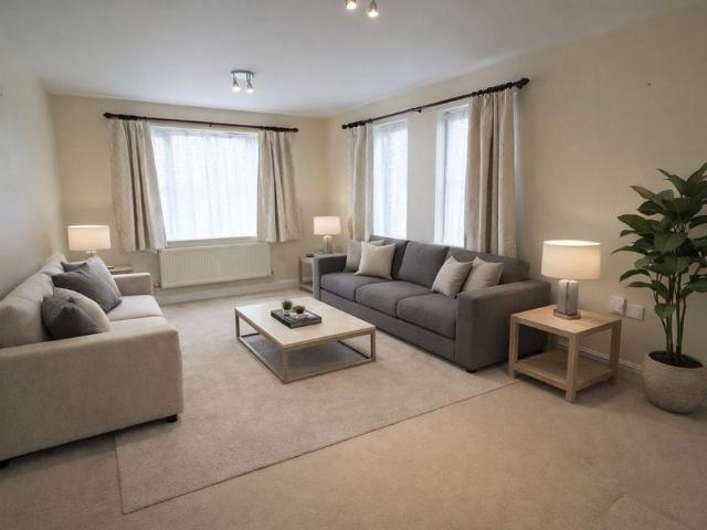 2 bedroom ground floor flat to rent