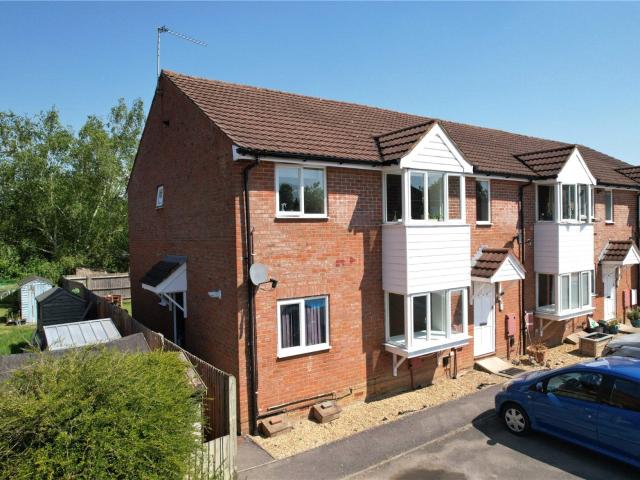 2 bedroom Ground floor flat to rent