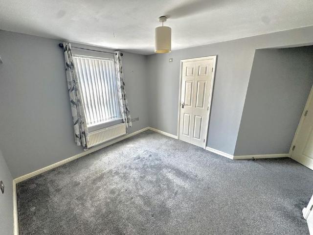 2 bedroom ground floor flat to rent