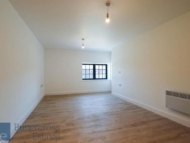 2 bedroom ground floor flat to rent