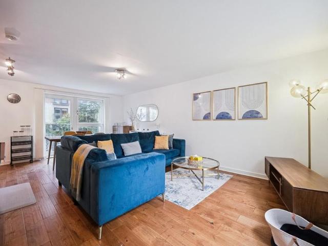 2 bedroom ground floor flat to rent
