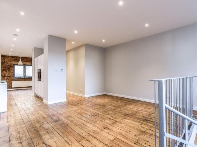 2 bedroom ground floor flat to rent