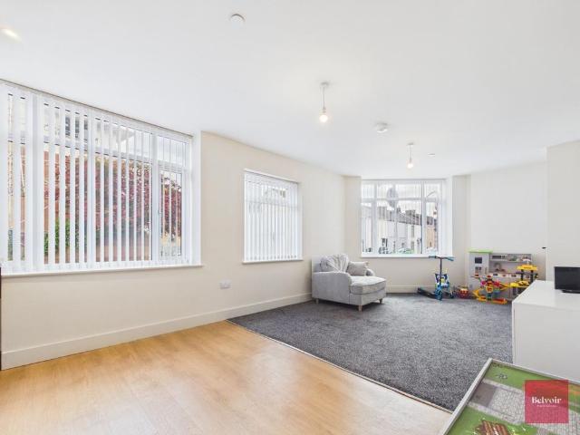 2 bedroom ground floor flat to rent
