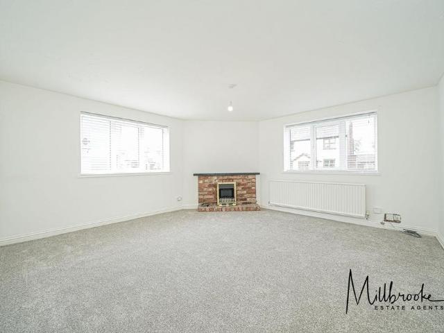 2 bedroom ground floor flat to rent