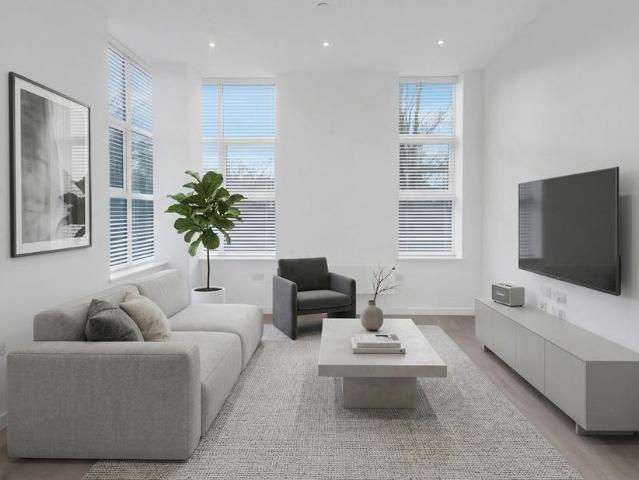 2 bedroom ground floor flat to rent