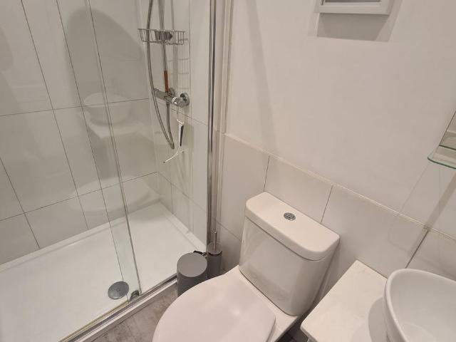 2 bedroom ground floor flat to rent