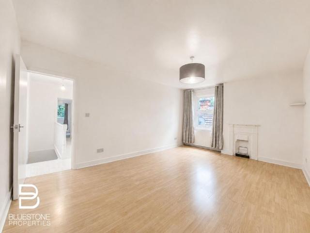 2 bedroom ground floor flat to rent
