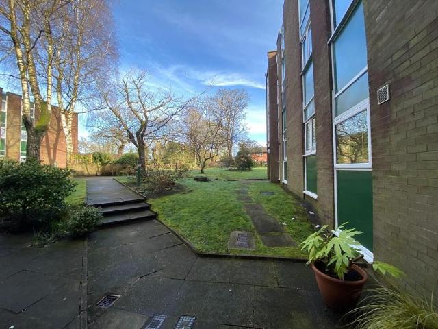 2 bedroom ground floor flat to rent