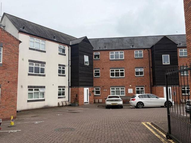 2 bedroom ground floor flat to rent