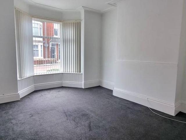 2 bedroom ground floor flat to rent