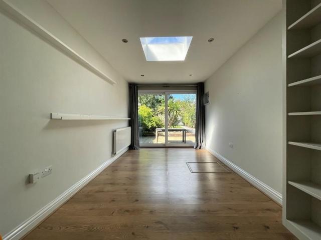 2 bedroom ground floor flat to rent