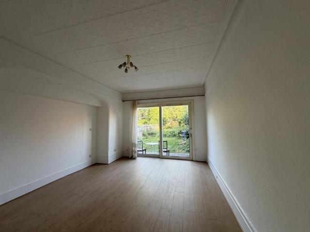 2 bedroom ground floor flat to rent