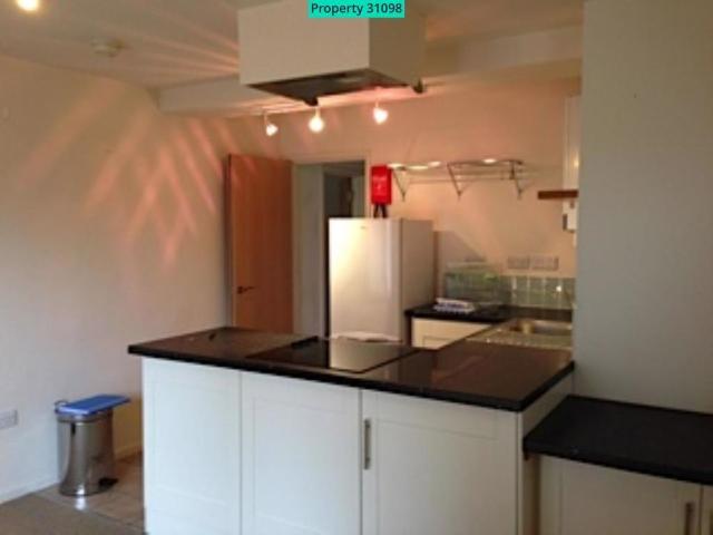 2 bedroom ground floor flat to rent