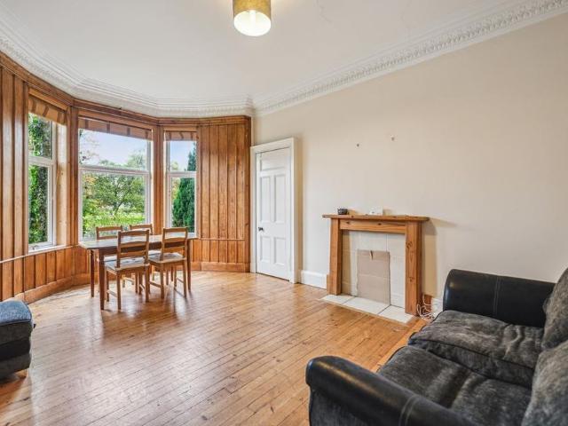 2 bedroom ground floor flat to rent