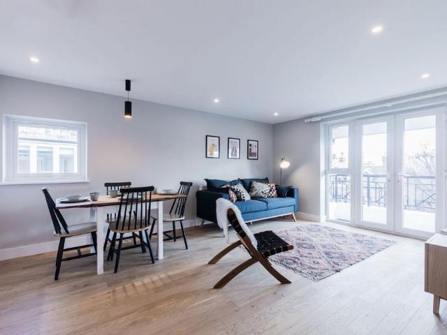 2 bedroom ground floor flat to rent